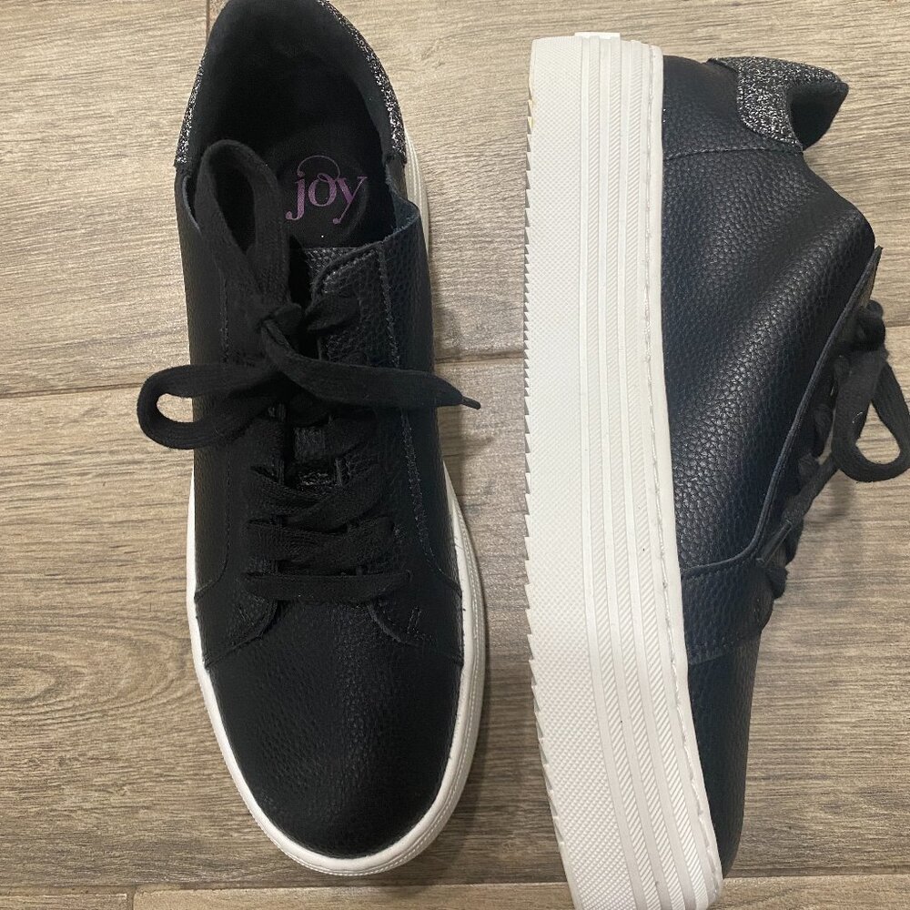Joy Black Platform Glitter Back Sneakers Size 8 - Gem